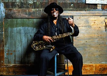 Remembering the Big Man, Clarence Clemons – The Man in the Gray Flannel ...