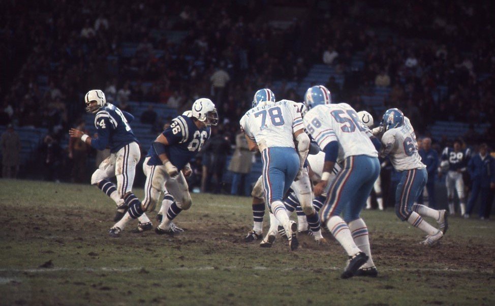 Classic NFL Game Action Slides (1960s – 1980s) – The Man in the Gray ...