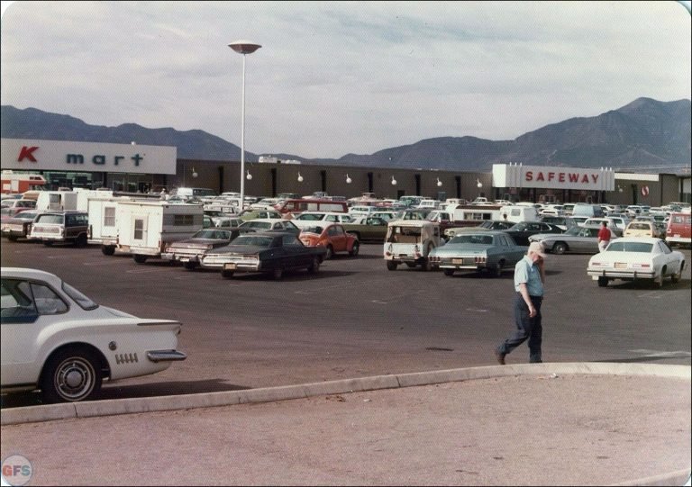 Scenes from a 1970s Kmart – The Man in the Gray Flannel Suit